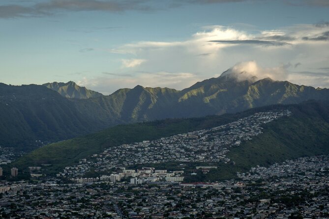 Diamond Head Hike in Hawaii with Pickup and Drop-off - Key Points