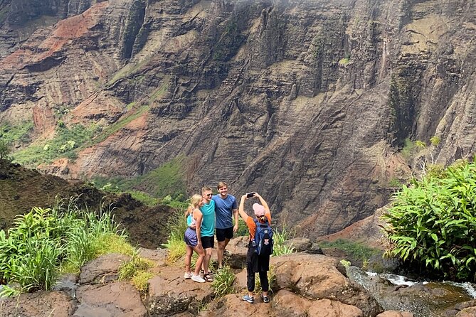 Kauai's Waimea Canyon and South Side Private Guided Tour - A Deep Dive into the Kauai Experience