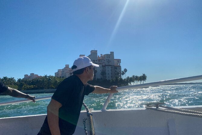 MIAMI: South Beach Cruise Millionaire Homes & Hard Rock Cafe Meal - A Detailed Look at the Miami Waterway Tour