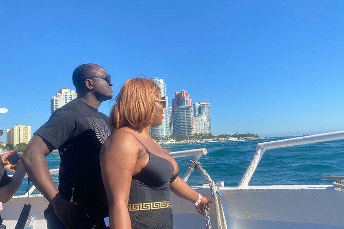 MIAMI: South Beach Cruise Millionaire Homes & Hard Rock Cafe Meal - Practical Details and Tips for a Smooth Experience