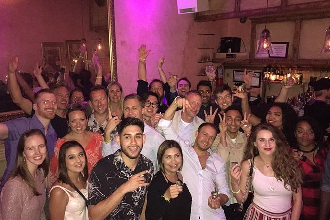 Night Out Bar Tour: Gangsters, Heroes and Bright Lights of NYC - Who Should Consider This Tour?