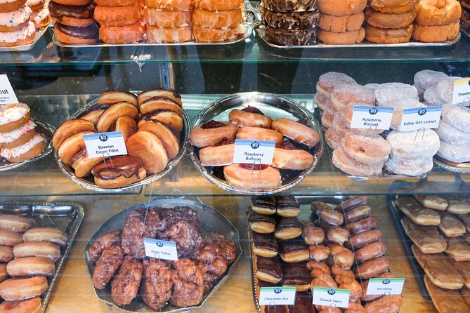 Seattle Holiday Donut Adventure & Walking Food Tour - Practicalities and Tips