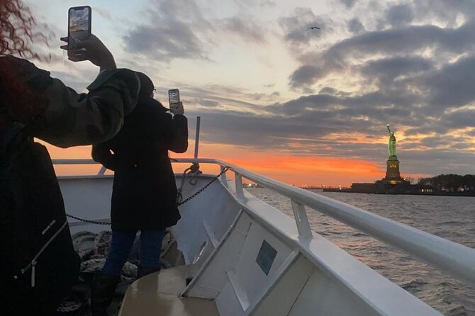 Statue of Liberty and Ellis Island Sunset Cruise in New York - The Sum Up