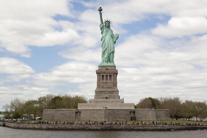 Statue Of Liberty and Ellis Island Tour By Ferry - Key Points