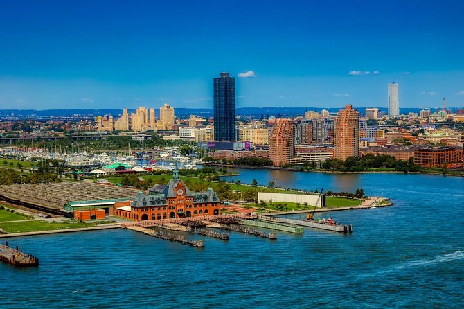 Statue of Liberty Sunset Cruise and New York City Sky Line - Who Is This Tour Best For?