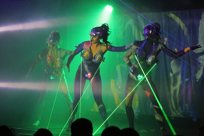 X Rocks at Horseshoe Hotel and Casino Las Vegas - The Performers and Their Acts